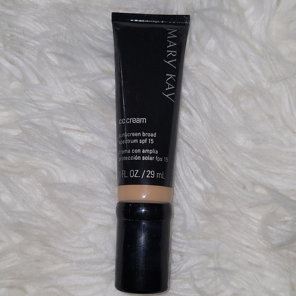 Mary Kay | Makeup | Mary Kay Cc Cream Sunscreen Broad Spectrum Spf 5 ...